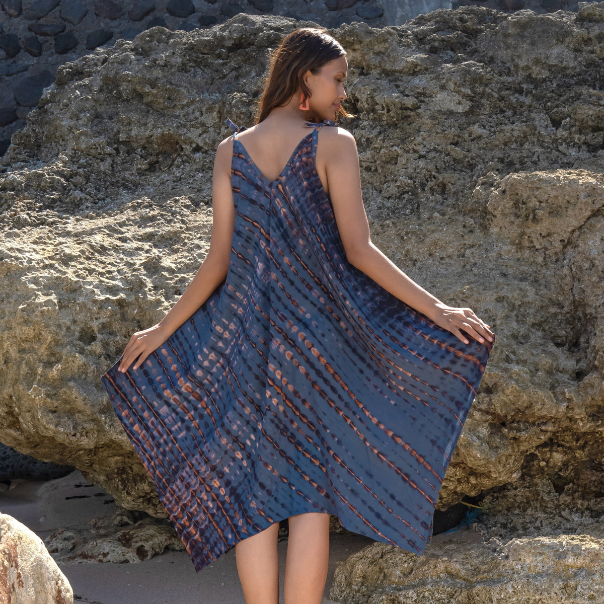 Handkerchief Dress In Denim & Gold Tie Dye – Suzie Blue Canada