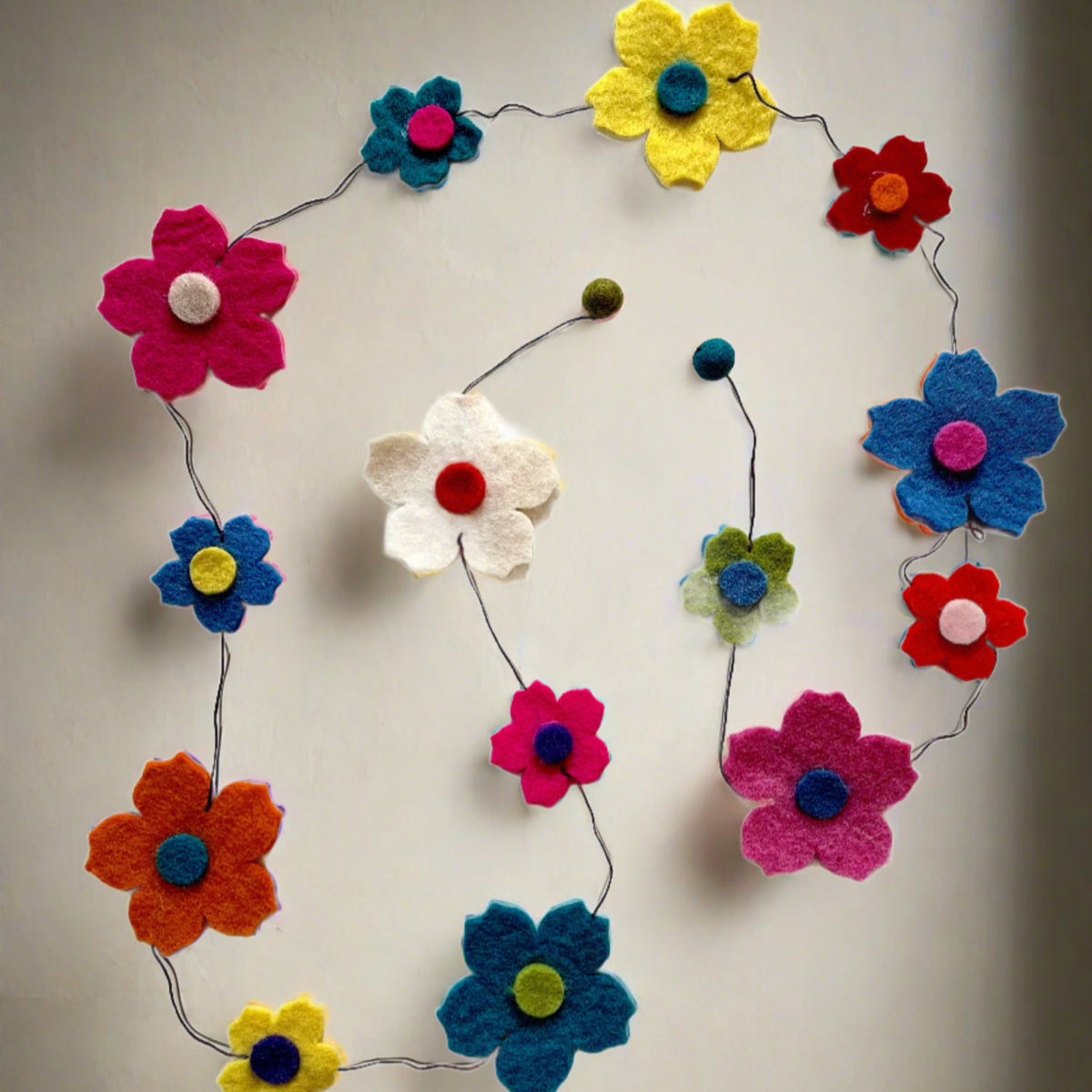 Felt String Of Flowers – Suzie Blue Canada
